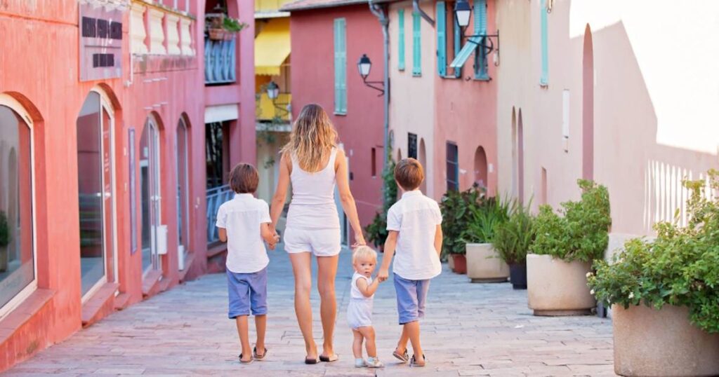 Contact Your French Riviera Nanny - Your French Riviera Nanny